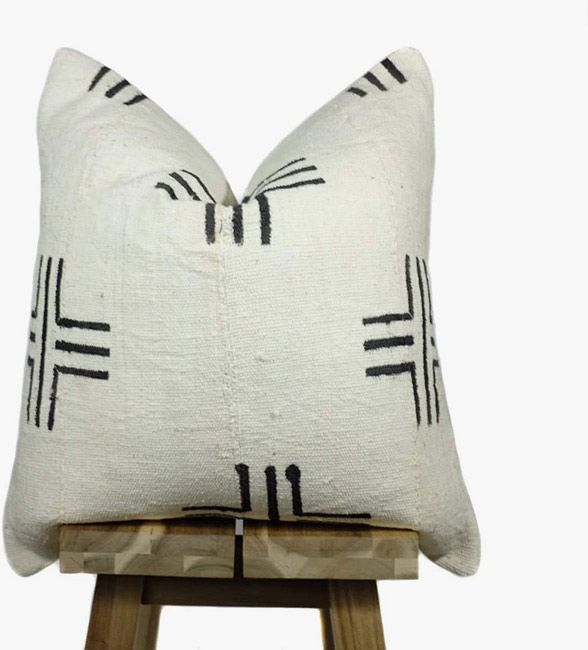 Prince Harry and Meghan Markle film inside unseen space at £11million ...