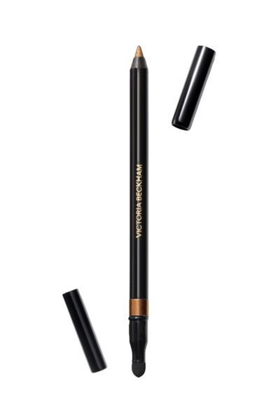 Victoria Beckham reveals exactly how to master her winter smoky eye ...