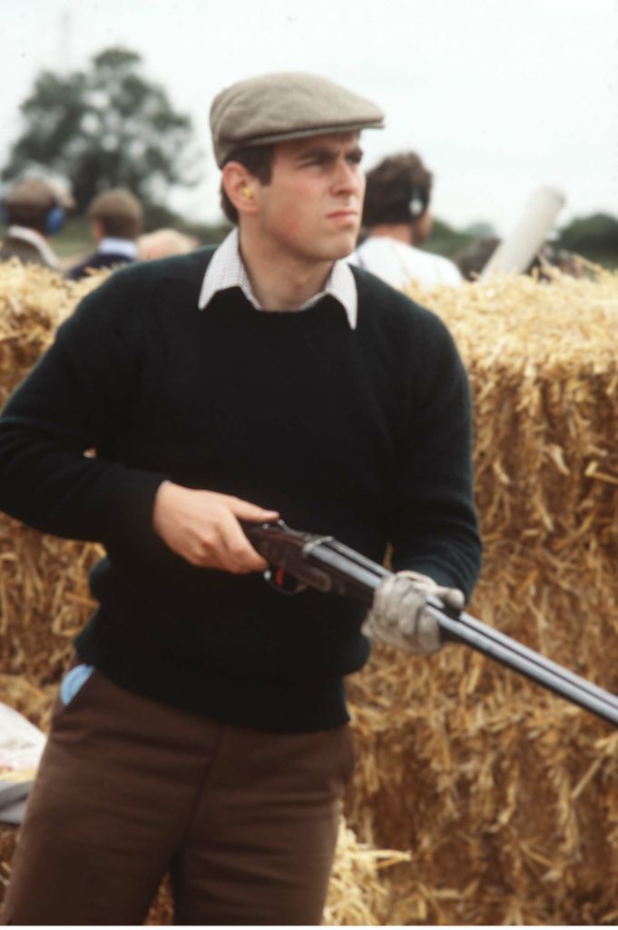 Andrew Mountbatten-Windsor surrenders gun licence following visit from ...