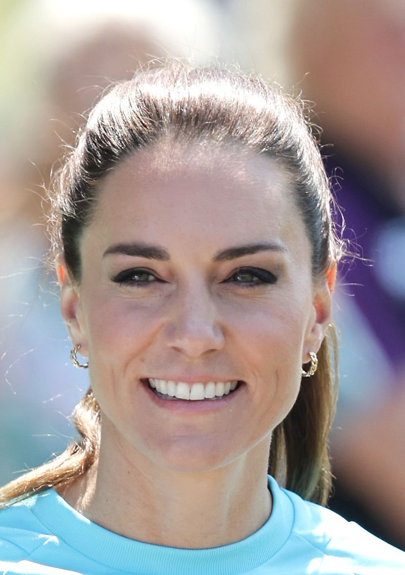 Kate Middleton has a Sporty Spice moment in slim-fit joggers you need ...