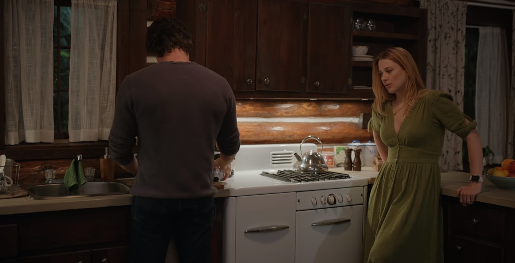 Alexandra Breckenridge's kitchen could be straight out of Virgin River ...