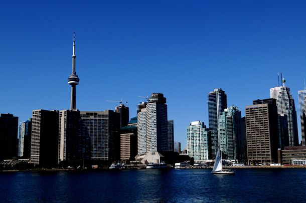 Exploring Toronto, Canada | HELLO!