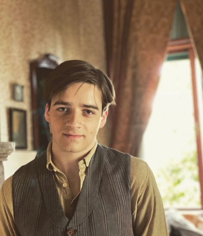 Loose Women's Denise Welch in 'tears' as she shares moving video of son ...