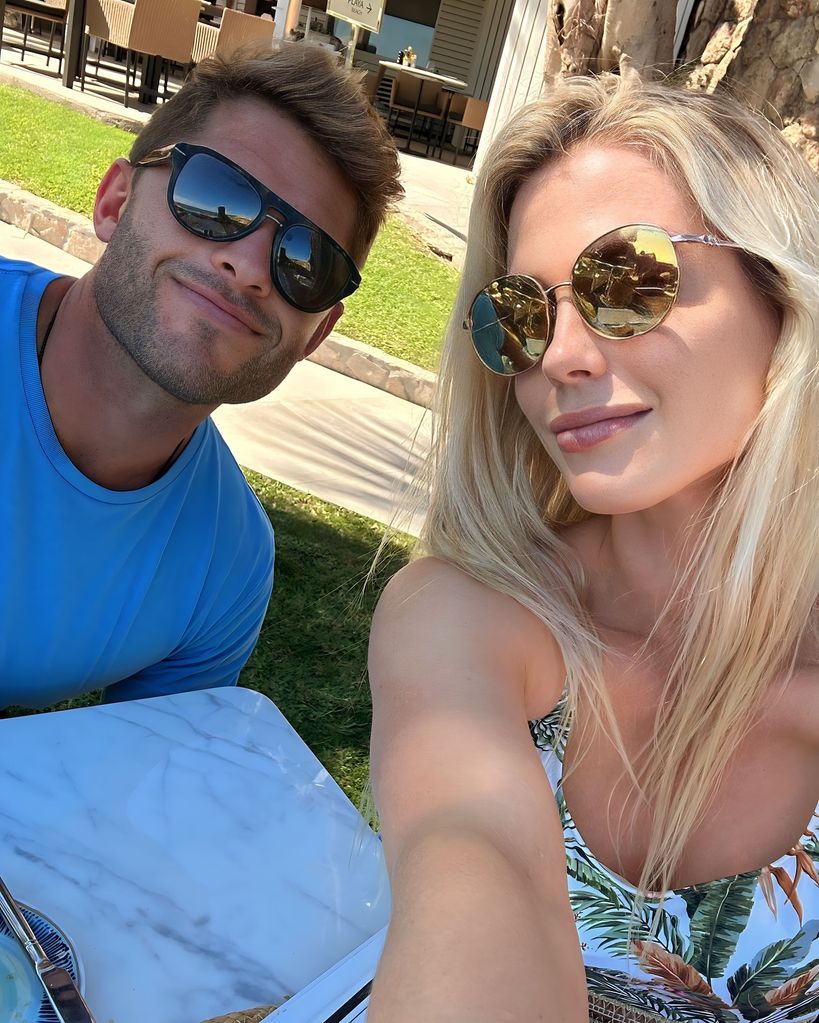 Princess Diana's niece Lady Amelia Spencer wows in hand-painted micro ...