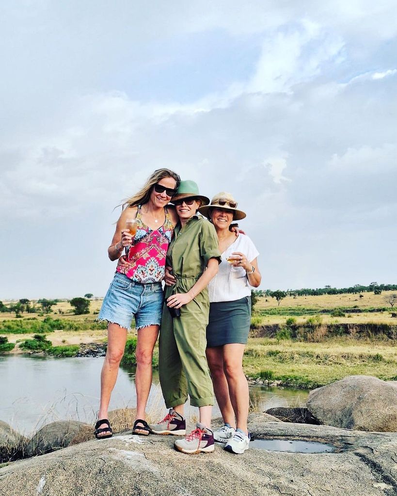 Chelsea Handler looks phenomenal in head-turning vacation photos after ...