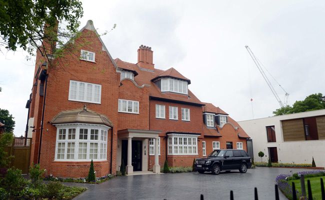 Jimmy Carr's mansion with son Rockefeller costs 11x average London home ...