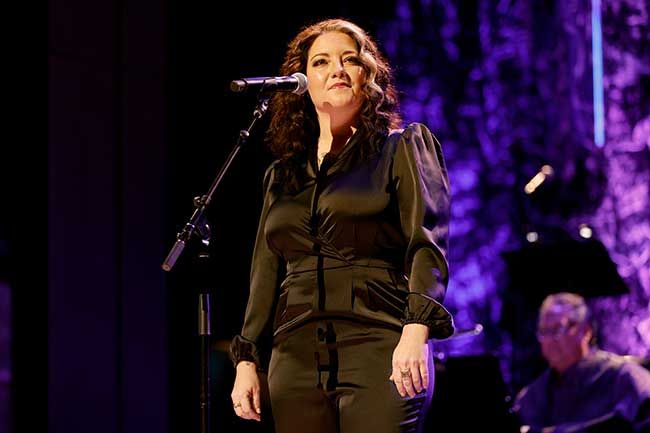 Country music singer Ashley McBryde discusses Miranda Lambert rivalry ...