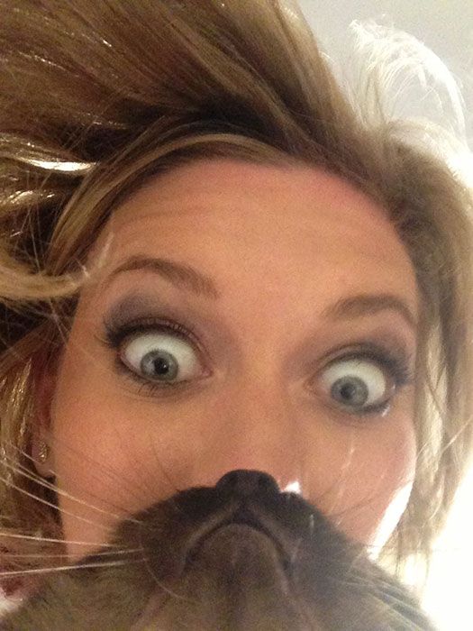 Rachel Riley posts rare photo with pet cat for important reason - but ...