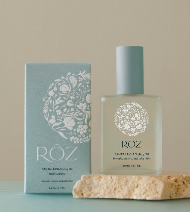 Zoe Saldana's hairstylist swears by this product for frizz-free hair ...