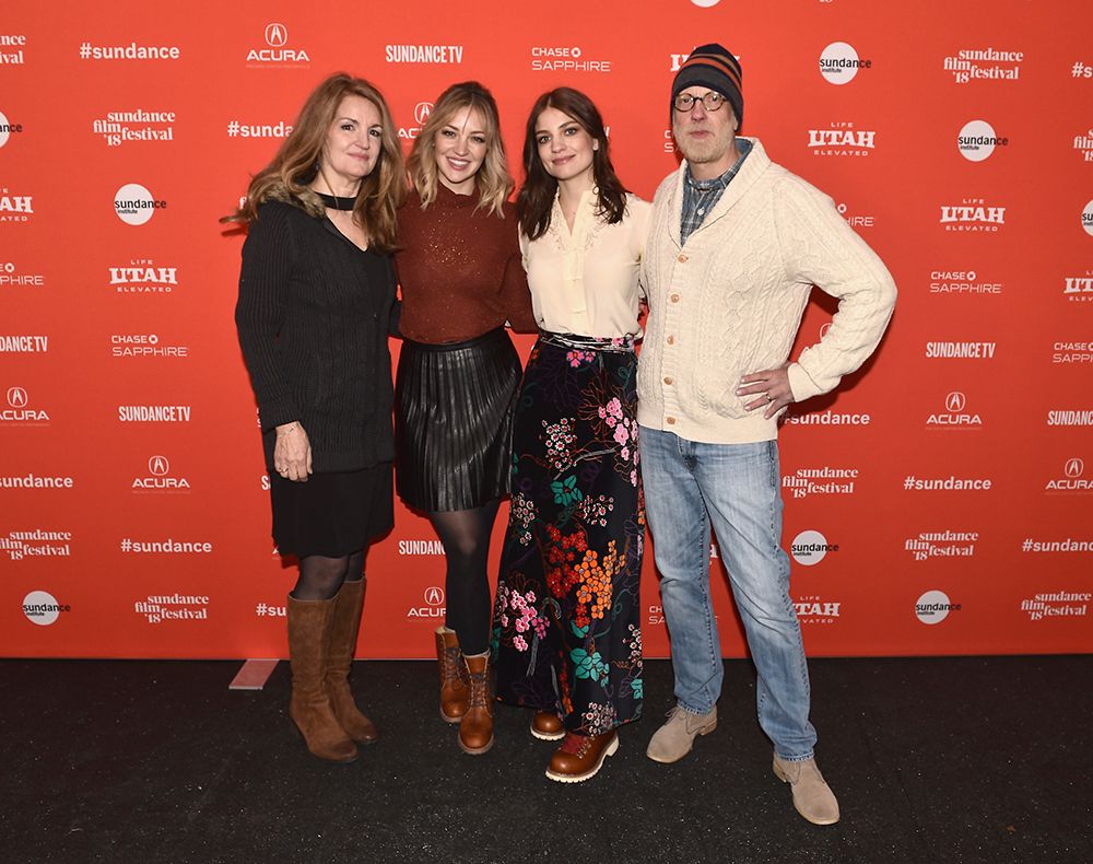 The Bear star Abby Elliott has a famous father – and you'll definitely ...