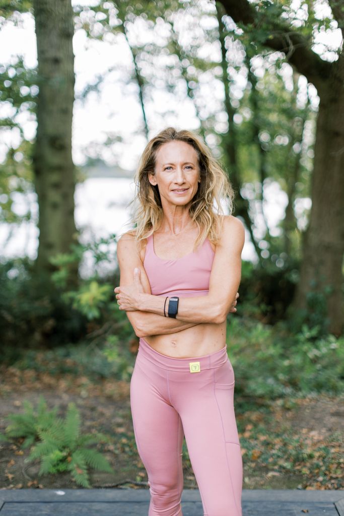 Try this super-fun exercise to strengthen your pelvic floor – it's not ...