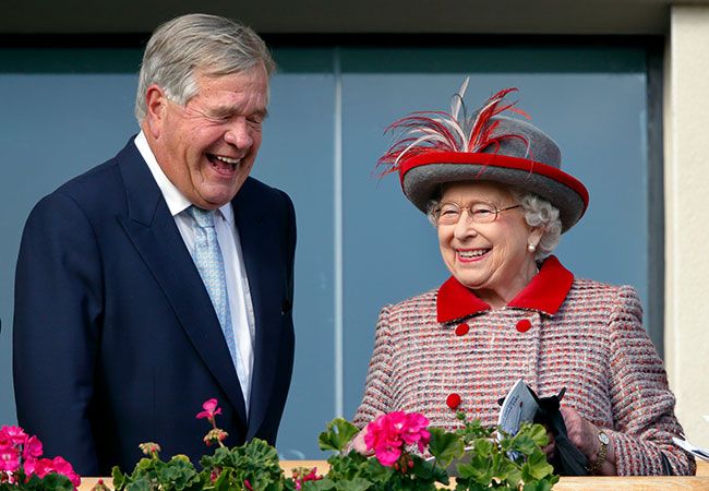 The Queen's employee reveals what it's REALLY like to work for Her ...