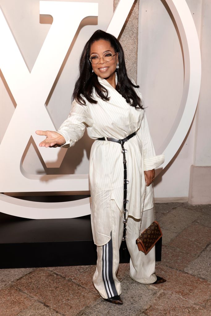Oprah Winfrey, 69, looks unrecognizable after weight loss ...