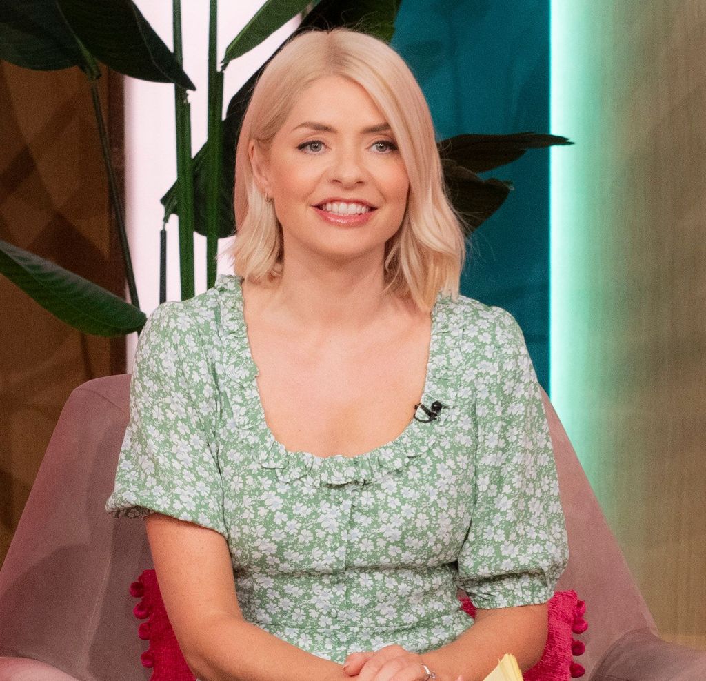 Holly Willoughby returns from summer holiday in Portugal and reveals ...