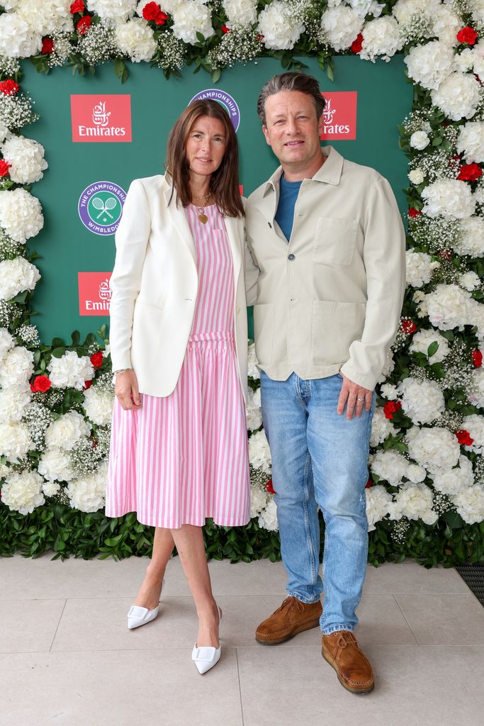 Jamie Oliver's 'awkward and embarrassing' wedding with wife Jools | HELLO!