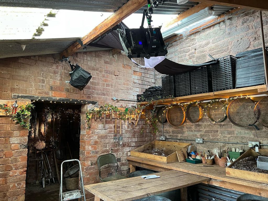 Monty Don makes shock confession about wife's 'raggedy' home solution ...