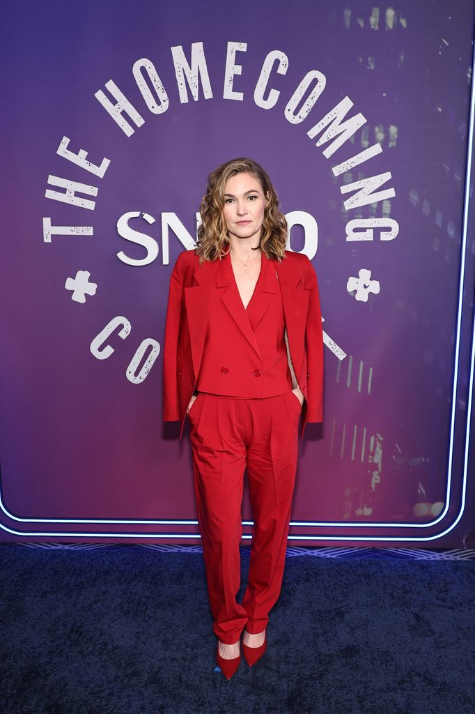 Miley Cyrus leads best dressed on SNL Homecoming Concert red carpet ...