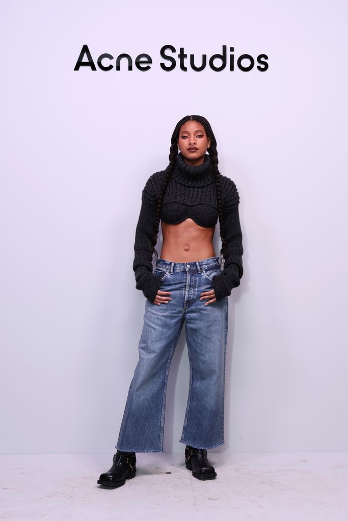 Willow Smith Displays Insanely Toned Abs In Tiny Sweater For Edgy Paris Fashion Week Appearance