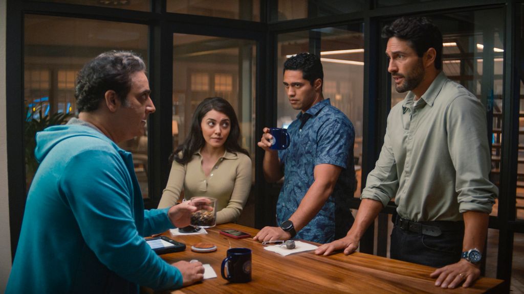 NCIS Hawaii's Noah Mills teases 'icy tension' that will change Vanessa Lachey's team forever ...