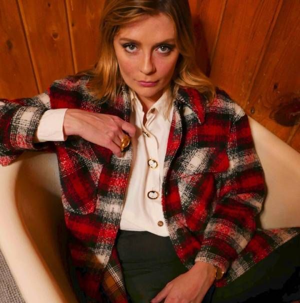 Mischa Barton shares sultry bathtub selfie - and fans are all saying ...