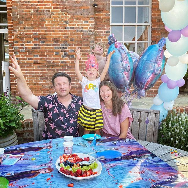 Jamie Oliver facts: discover chef's wife, children, home & more | HELLO!