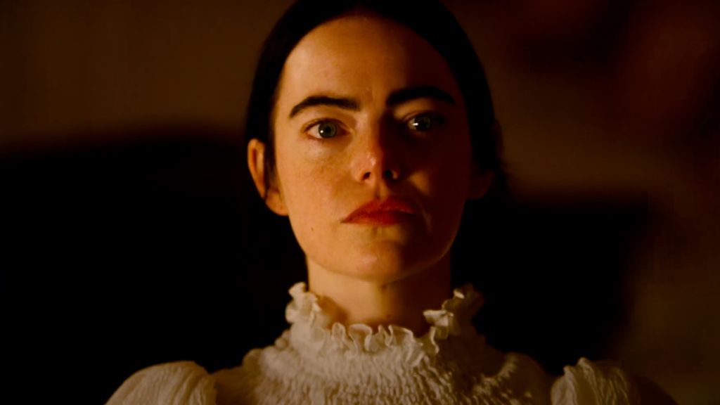 Emma Stone transforms for bizarre performance in new Poor Things ...