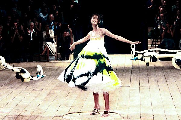 The 11 best Alexander McQueen runway moments of all time | HELLO!
