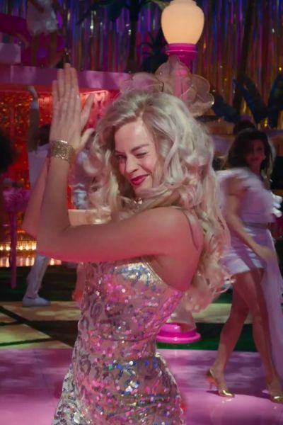 Margot Robbie is the perfect Barbie, and the new film trailer proves it ...