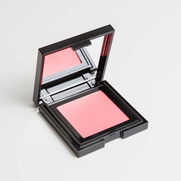 Holly Willoughby's favourite high-street shop & Other Stories launches ...