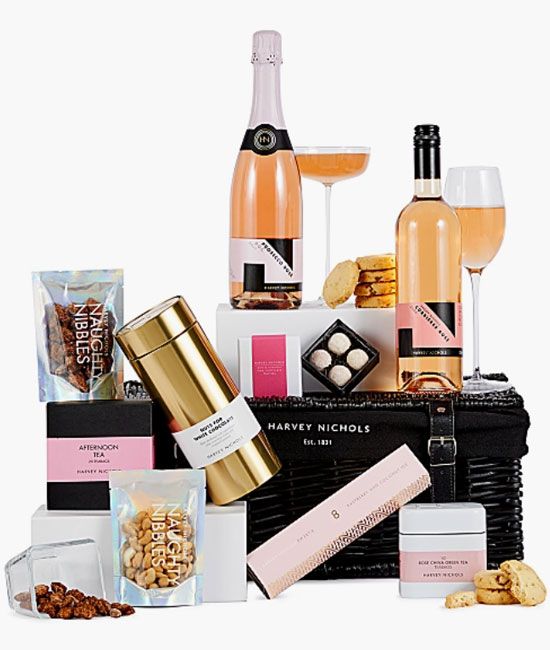 Best Queen's Jubilee hampers to celebrate in style; from Fortnum ...