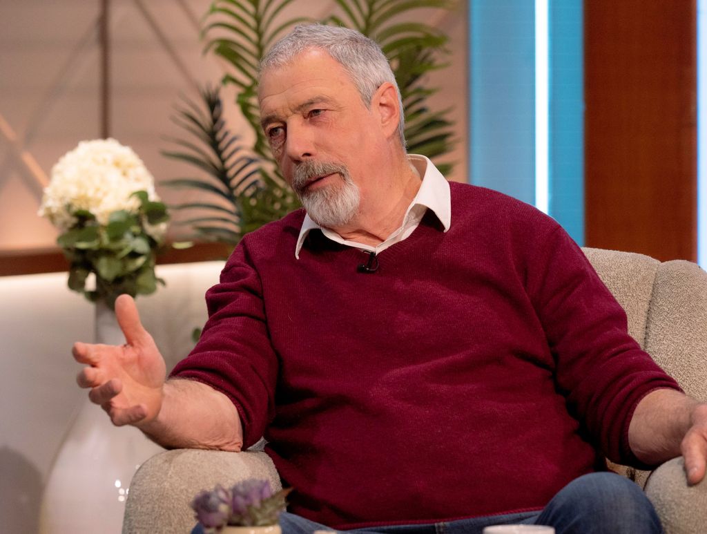 Amanda Owen's ex Clive quits TV show amid breaking silence on split ...