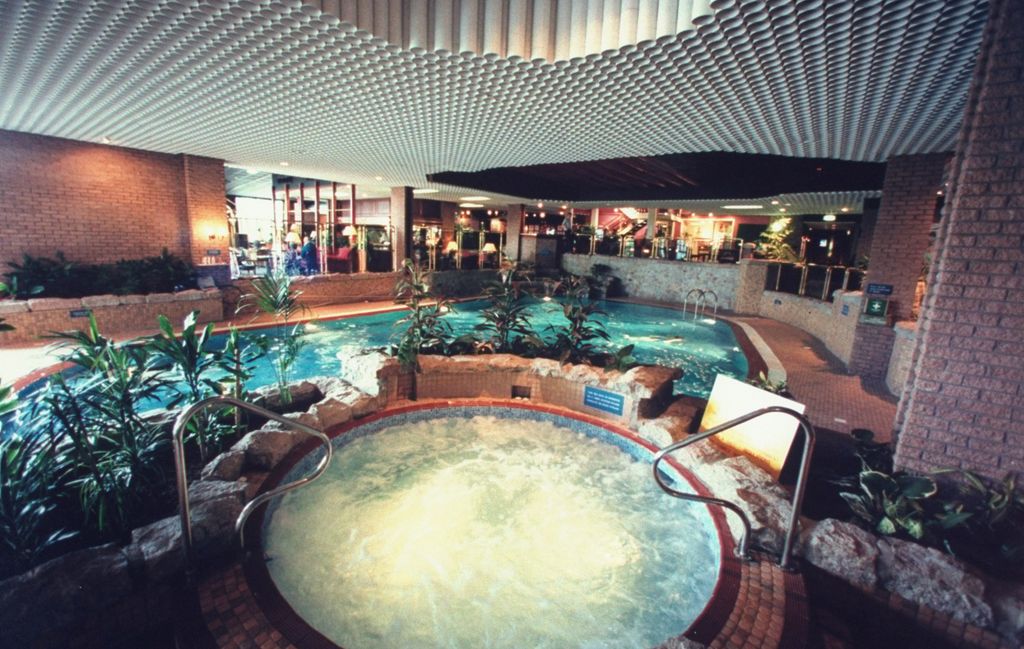 Prince William and Princess Beatrice's secret Scottish swimming spot ...