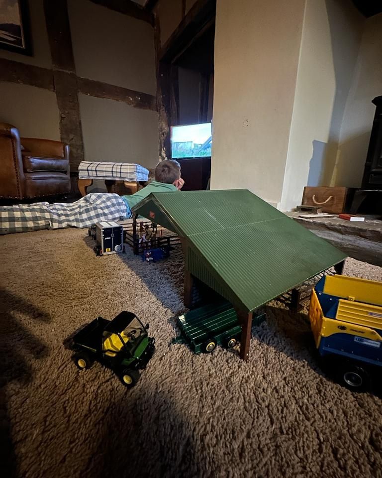 Escape to the Country's Jules Hudson reveals unseen corner of ...