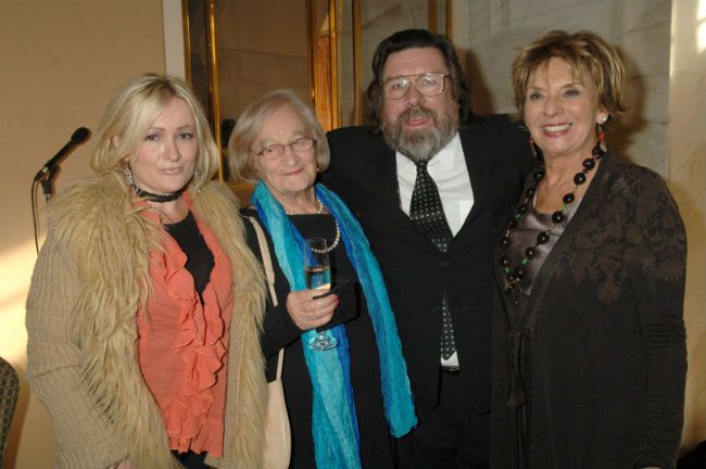 Royle Family star Liz Smith dies aged 95 | HELLO!