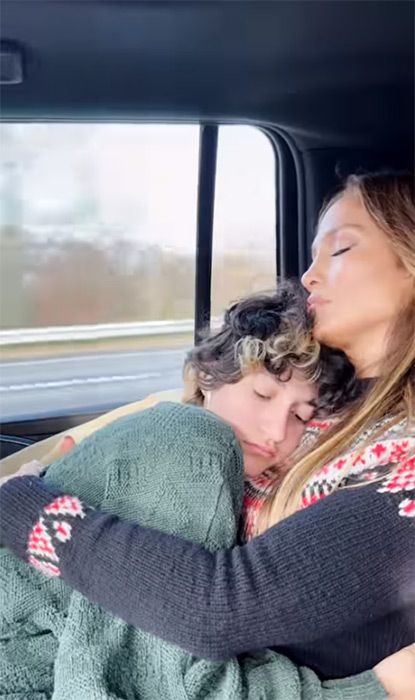 Jennifer Lopez's child Emme showcases bold hair transformation in rare ...