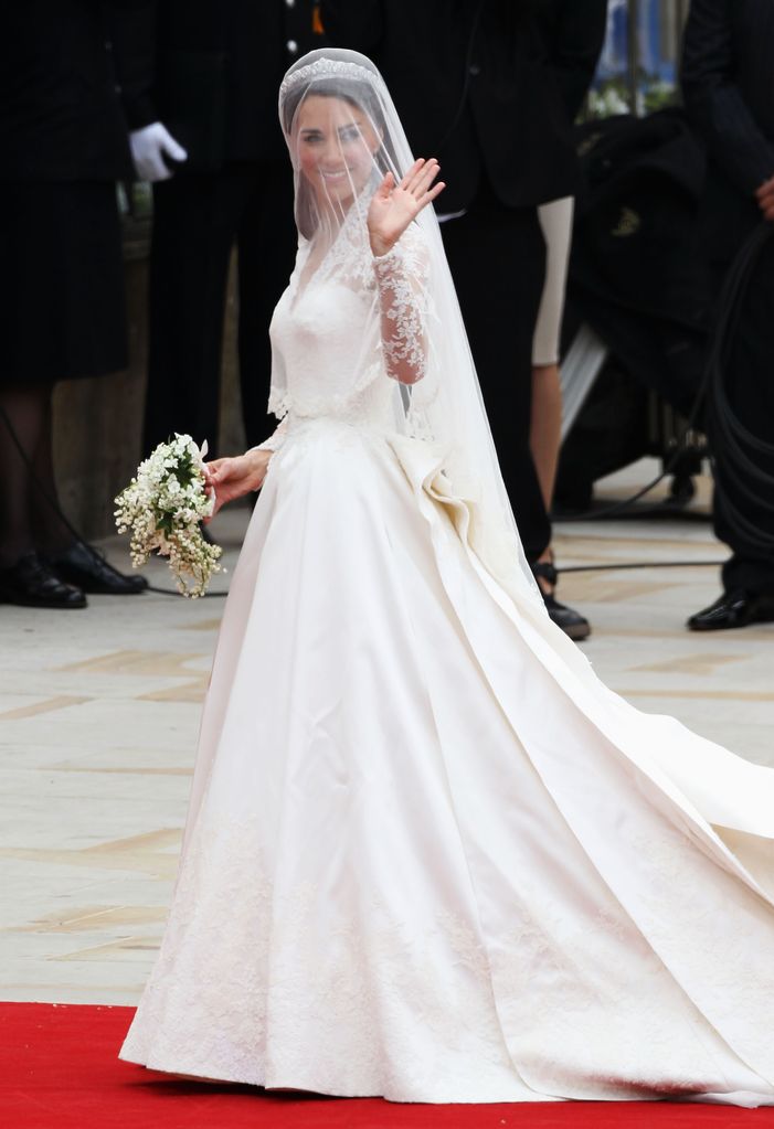 Kate Middleton's £250k wedding dress: all the photos, details and the ...