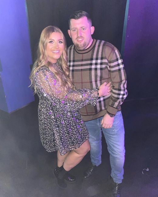 Gogglebox's Izzi Warner shares rare photo with mystery boyfriend Grant ...