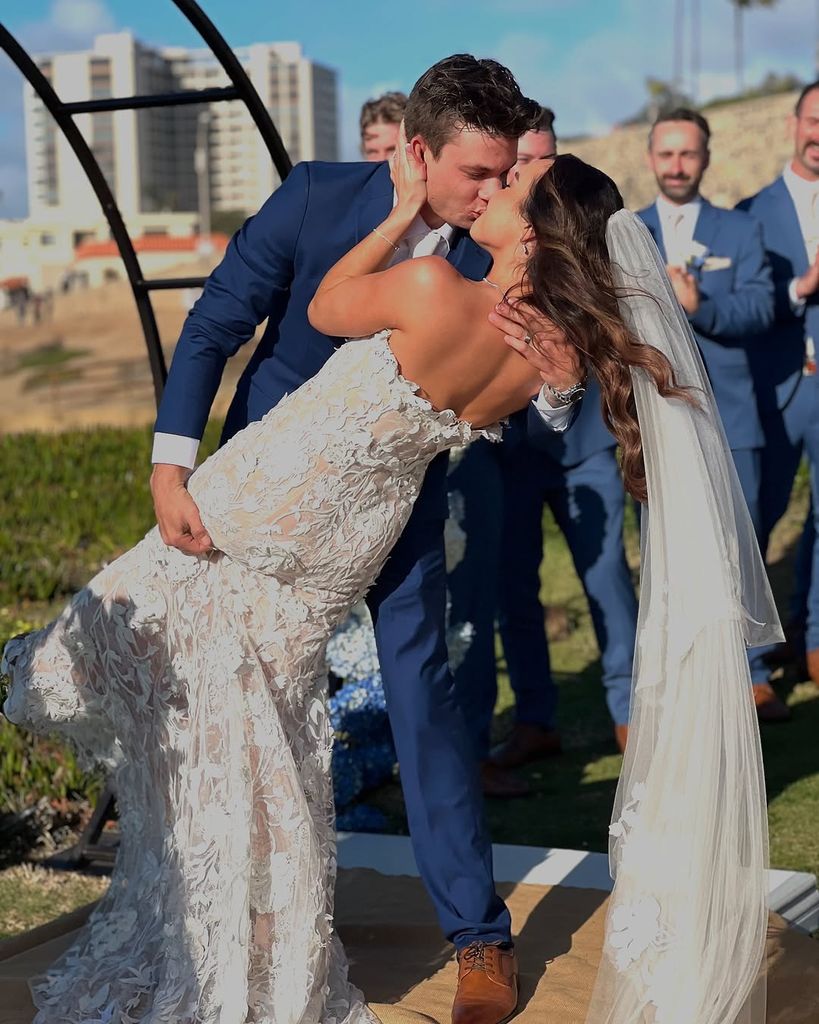 Kris Jenner celebrates major wedding news – see the incredible photos ...