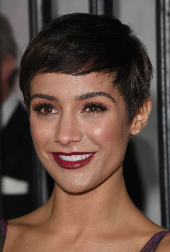 Frankie Bridge hair transformation: from pixie cut, to bleach blonde to ...