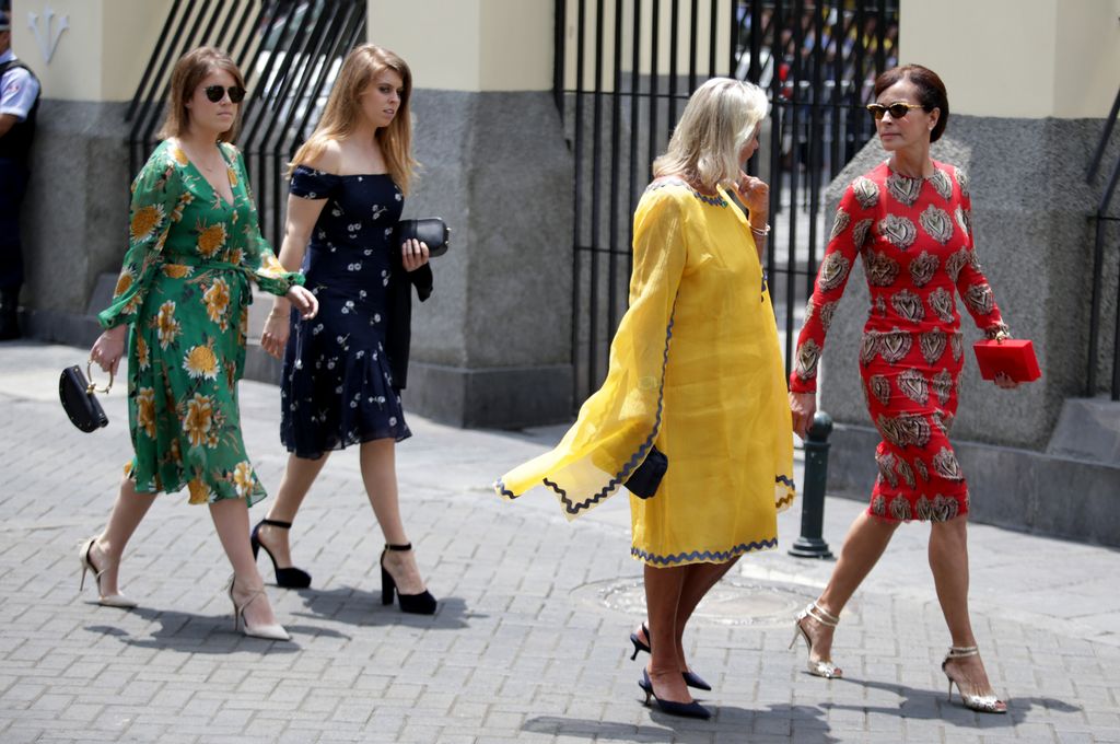 Princess Beatrice is a vision in shoulder-baring dress and chunky heels ...