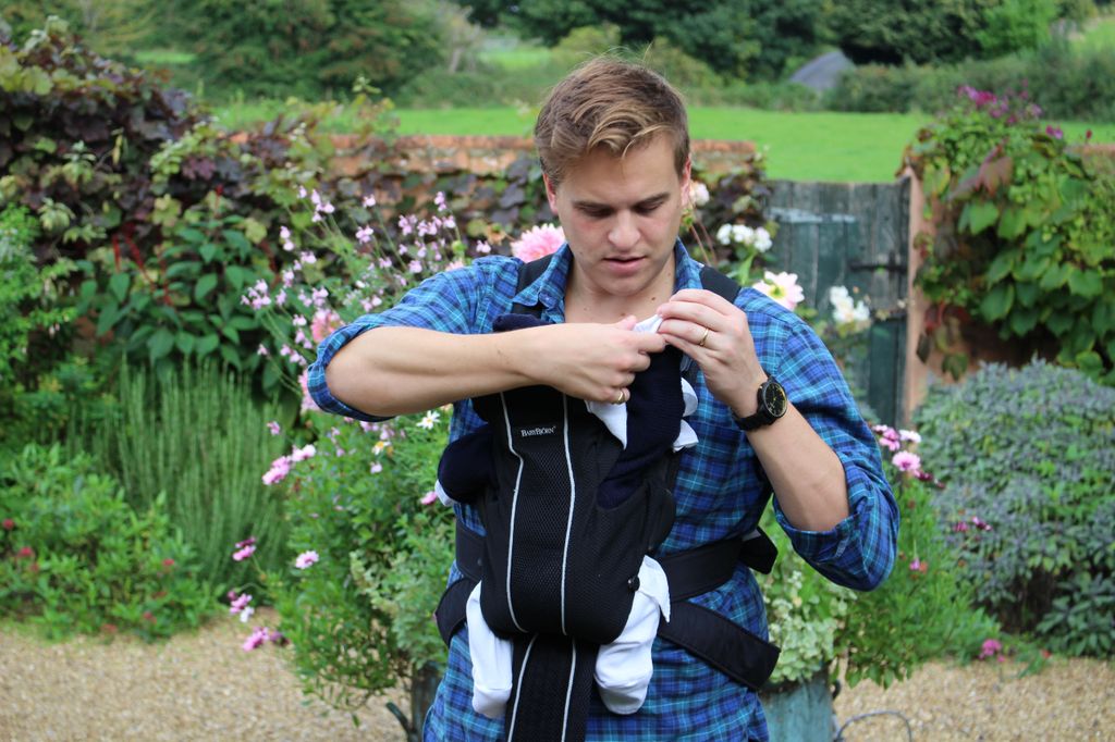 Dad burnout is a real issue - here are the warning signs | HELLO!