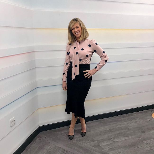Kate Garraway wows in figure-hugging pencil skirt for surprise ...