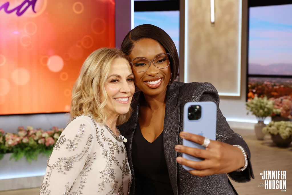 Sheryl Crow reveals why she wants sons Wyatt, 16, and Levi, 13, to ...