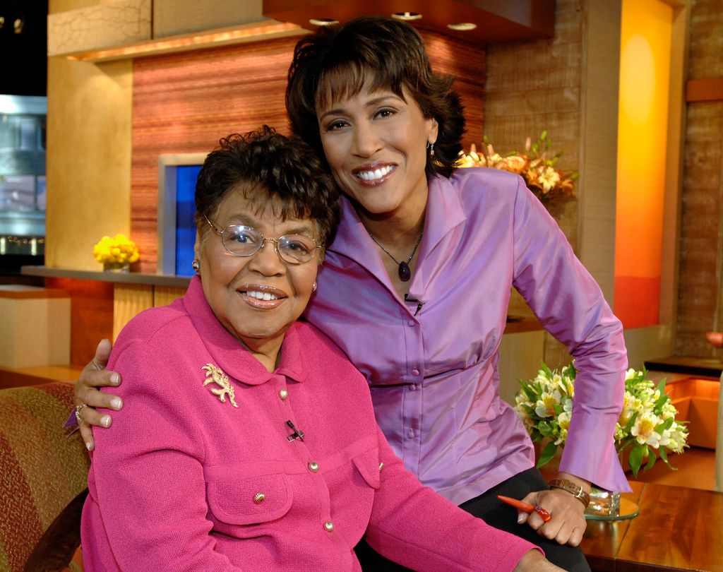 Robin Roberts spends weekend away from GMA home in NYC with lookalike ...