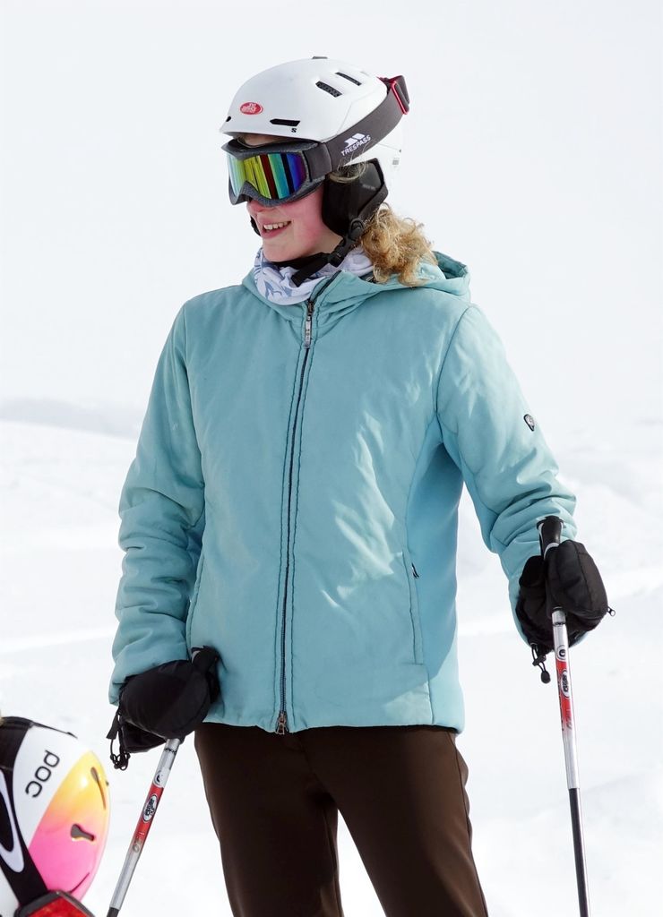 Lady Louise Windsor joins Duke and Duchess of Edinburgh for glitzy ski ...