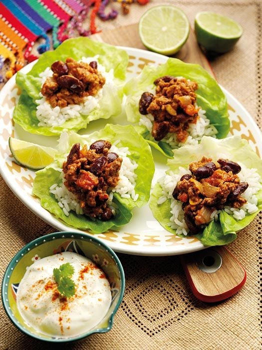 These chilli lettuce boats are the perfect healthy nibbles | HELLO!