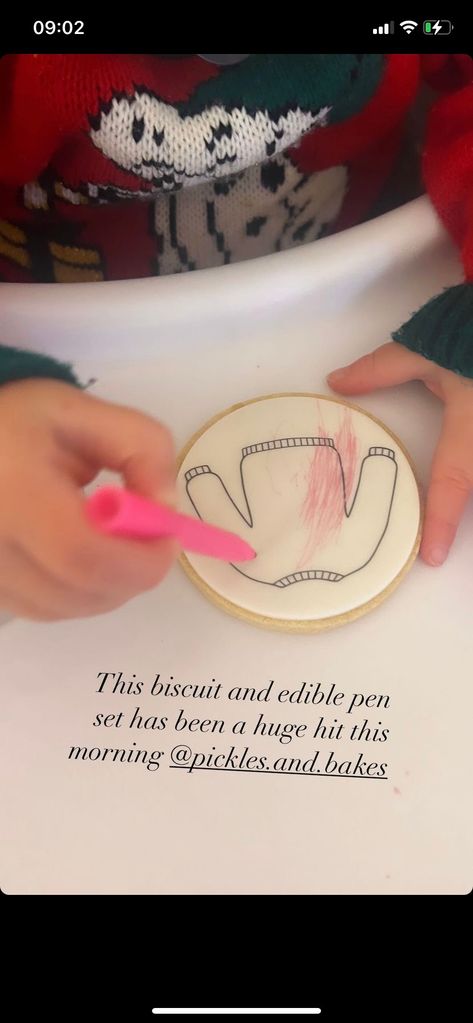 Carrie Johnson's kids are Christmas cuties with festive jumpers and ...