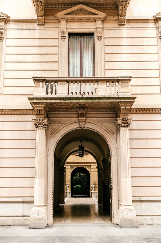 Lord Mountbatten's grandson Ashley Hicks' majestic Milan apartment with ...