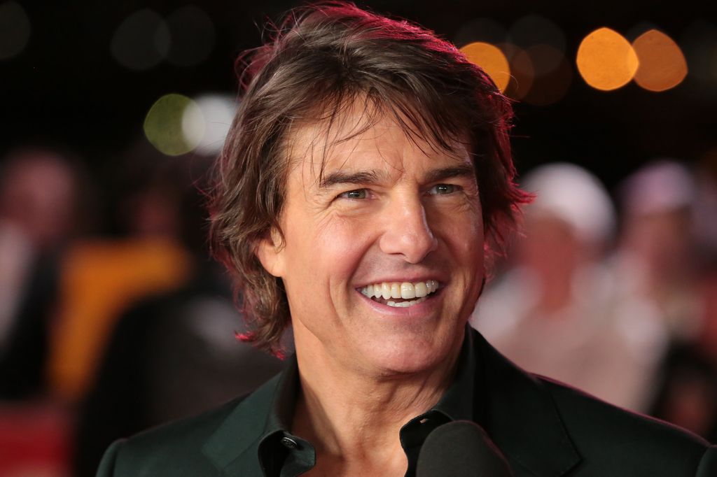 Tom Cruise's gleaming Hollywood smile transformation after 'invasive ...