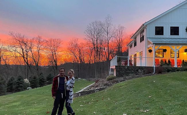 GMA's Amy Robach stuns in barely-there bikini inside huge kitchen in ...